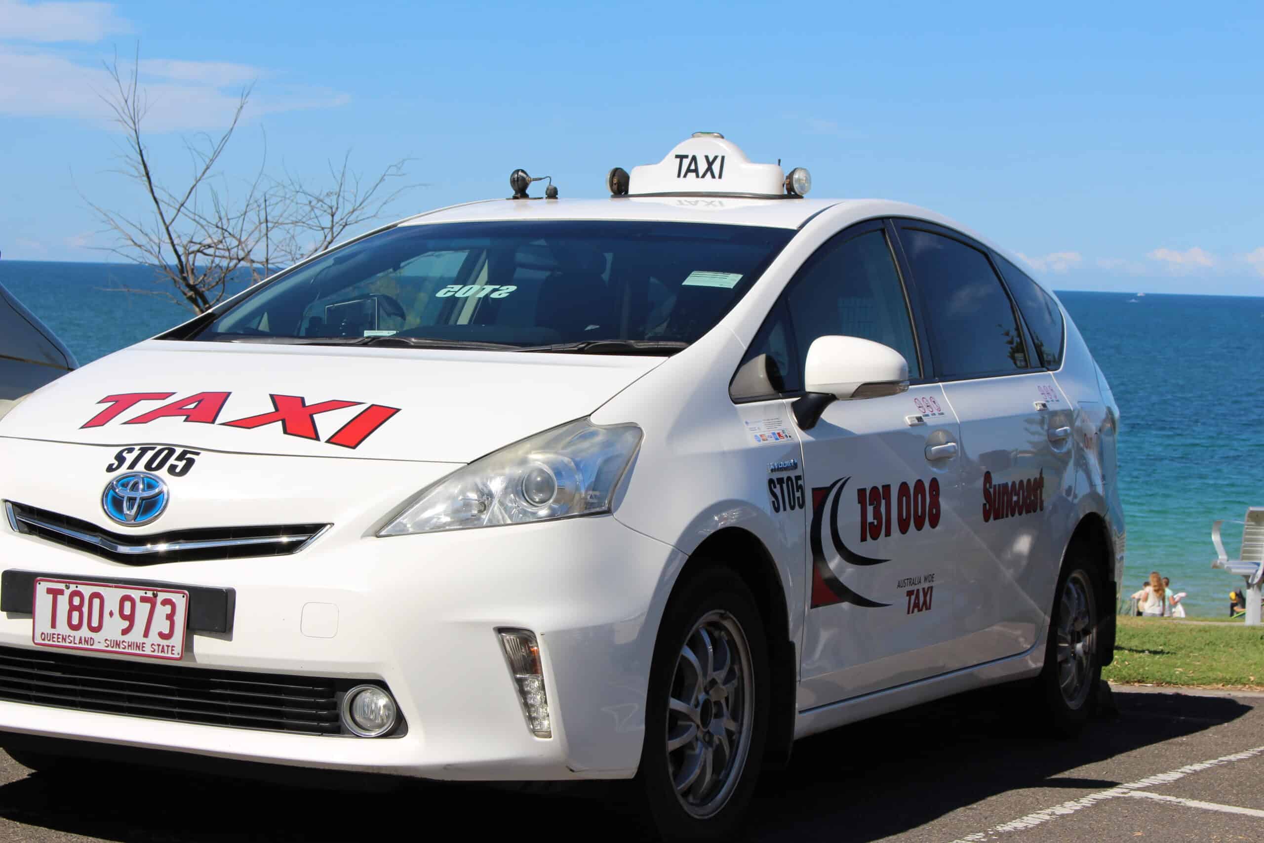 Sunshine Coast - Black & White Cabs